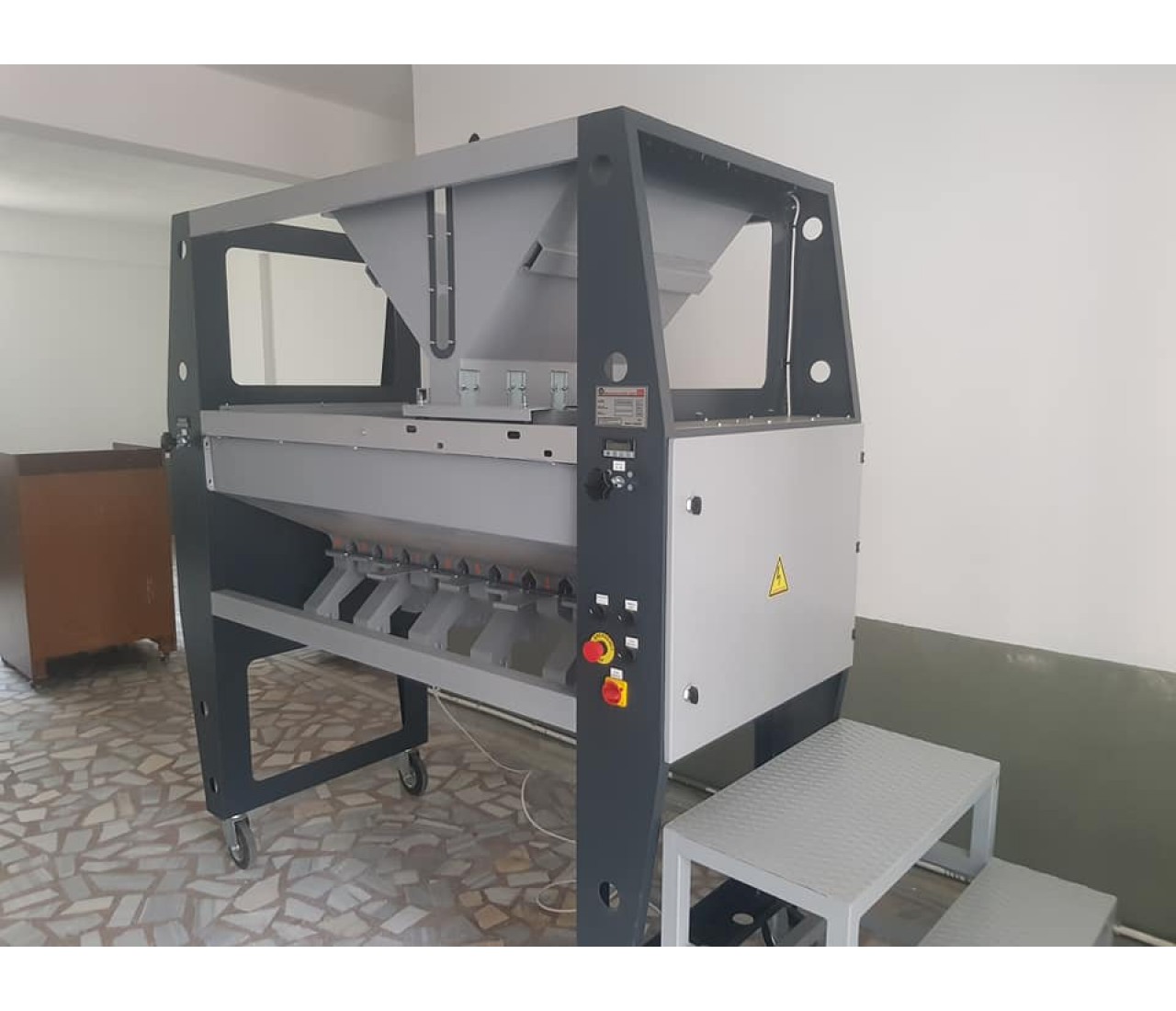 TURCOBAZAAR PROFESSIONAL NUT CRACKER MACHINE FULL AUTOMATIC ...