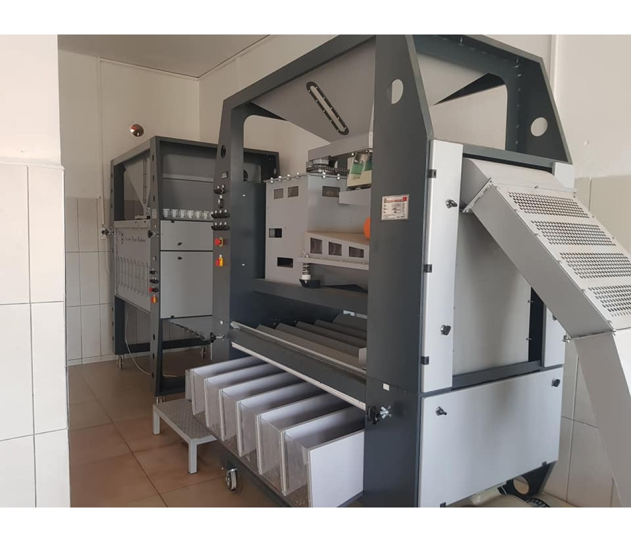 TURCOBAZAAR PROFESSIONAL NUT CRACKER MACHINE FULL AUTOMATIC ...